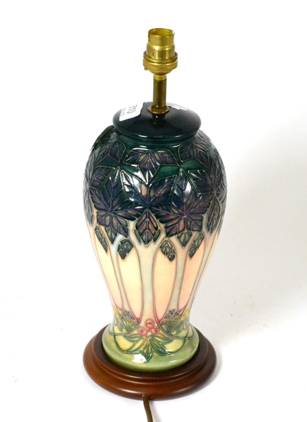 Lot 310 - A William John Moorcroft lamp