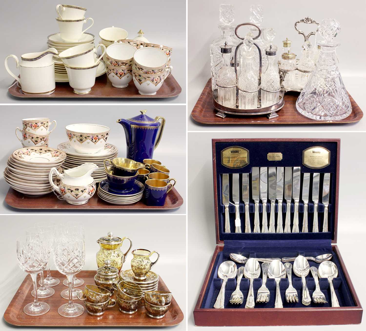 Lot 271 - A Crown Devon Fielding's "Modane" Pattern