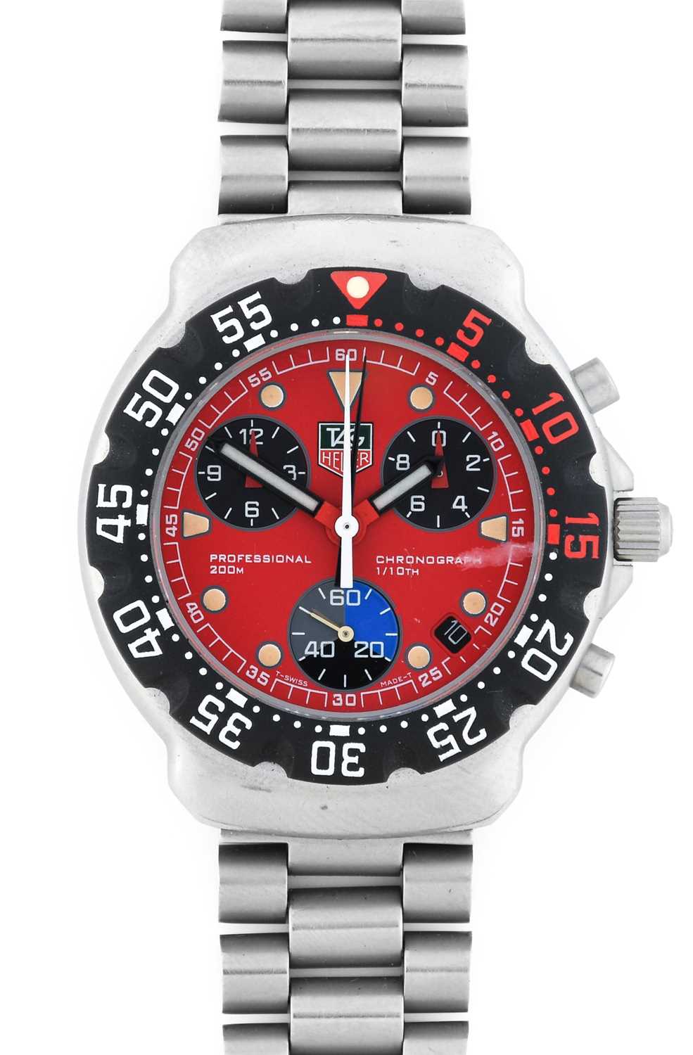 Lot 2414 - Tag Heuer: A Stainless Steel Calendar