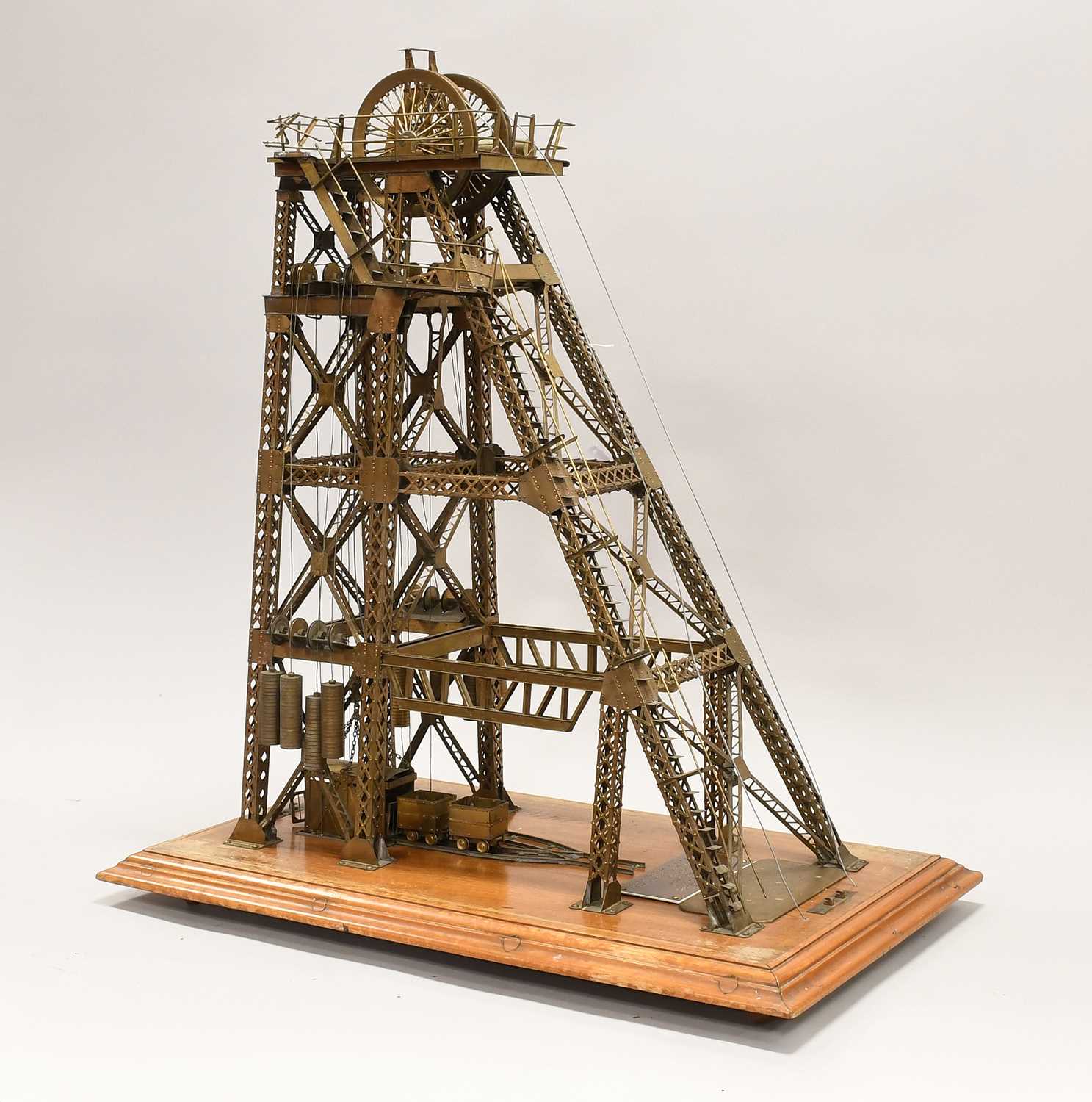 Lot 102 - Model Pit Head Headframe