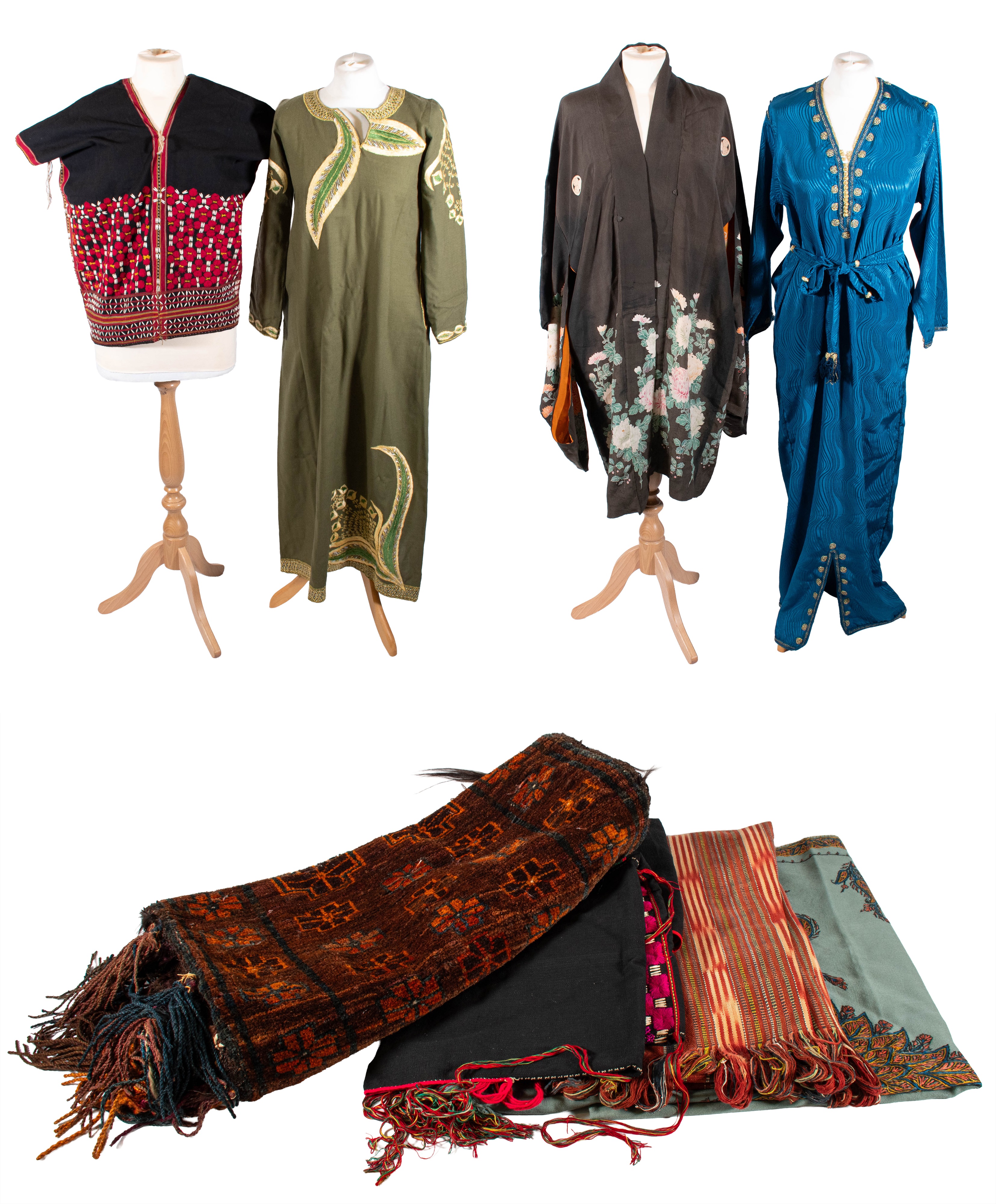 Lot 2038 - 20th Century Central Asian Textiles