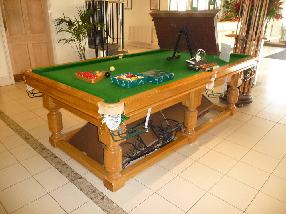 Lot 710 - Modern slate bed snooker table, an oak