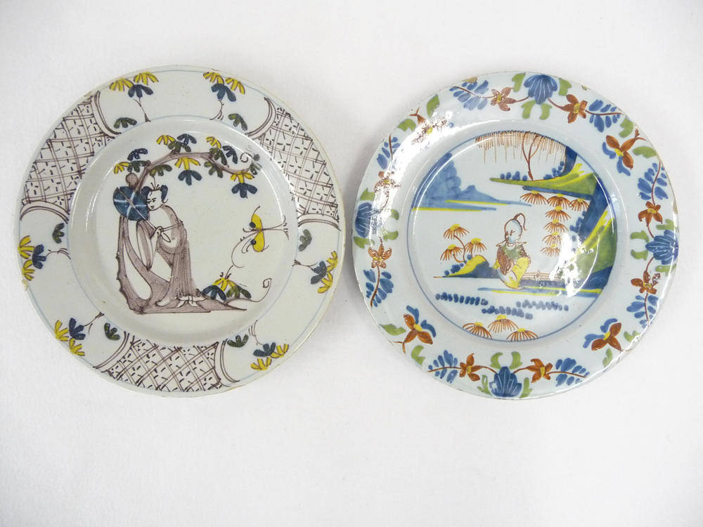 Lot 122 - An English Polychrome Delft Circular Plate,
